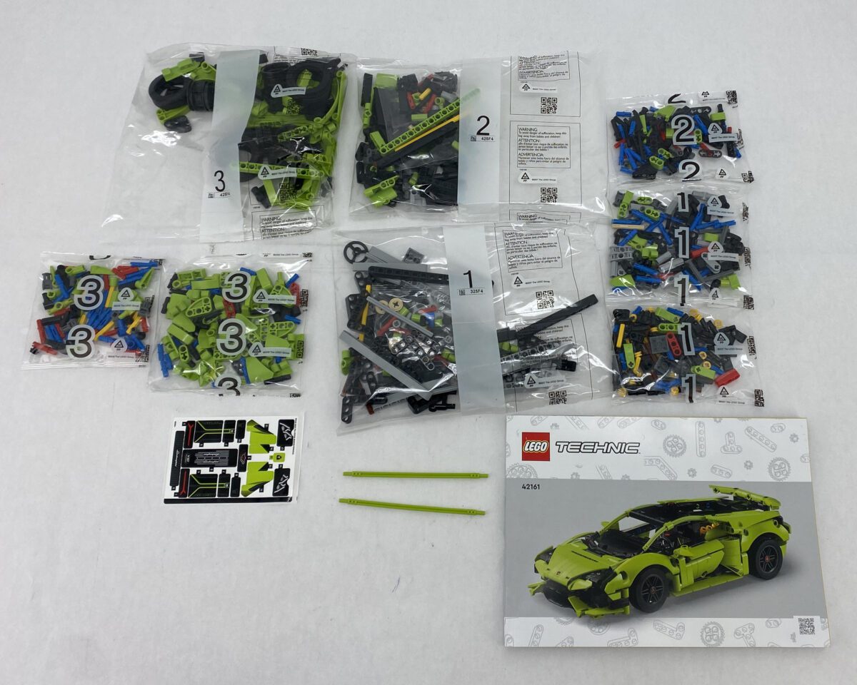 LEGO Technic Green Lamborghini Huracán Tecnica Building Set / 42161 ...
